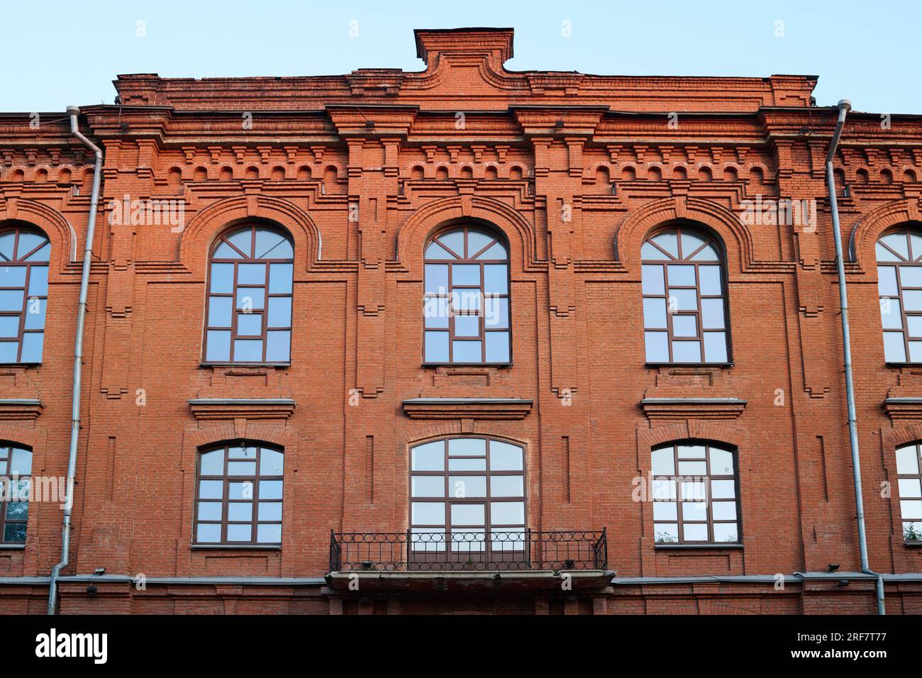 Upper storey of hi-res stock photography and images - Alamy