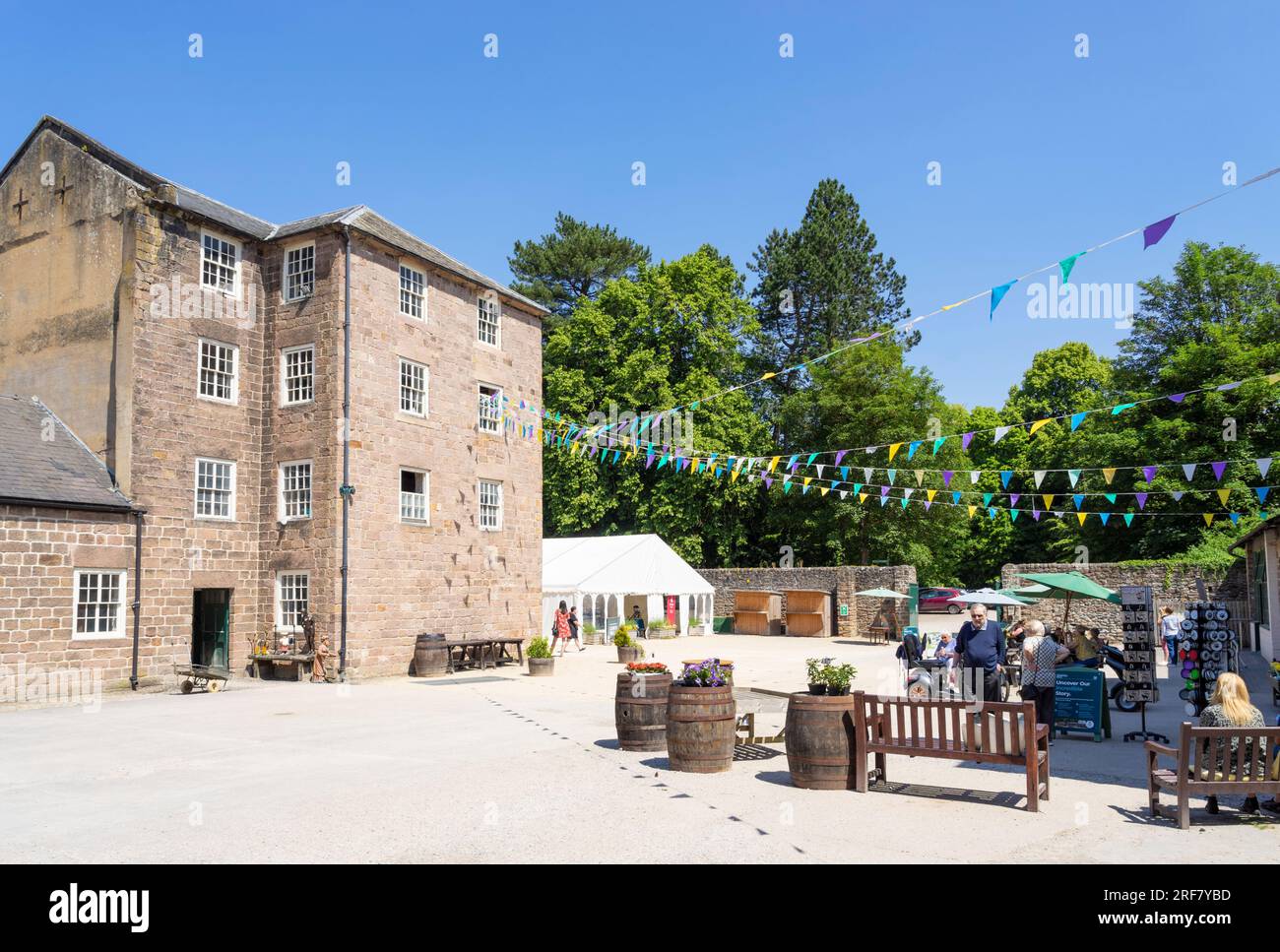 Industrial revolution sir richard arkwright hi-res stock photography ...