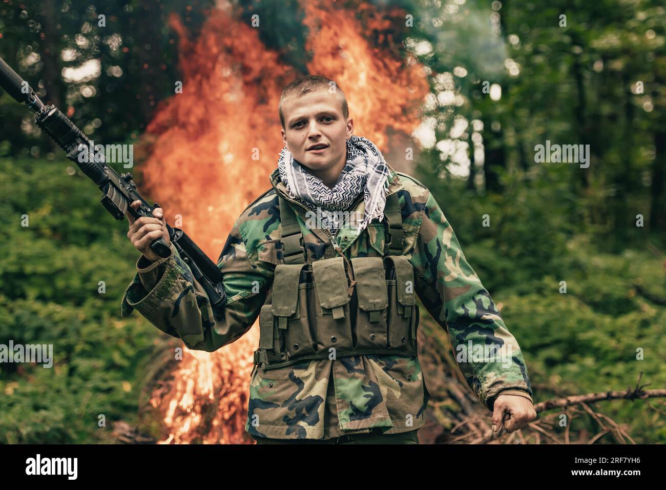 Islamic militant angry hi-res stock photography and images - Alamy