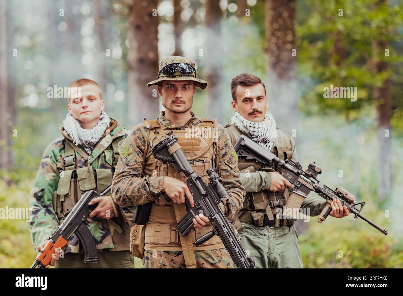 Peace guerrilla hi-res stock photography and images - Alamy