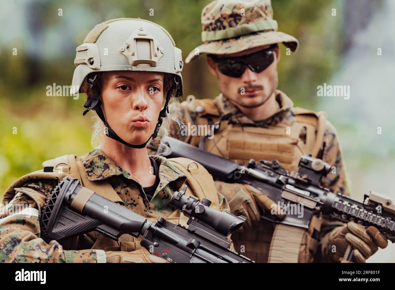 Modern Warfare Soldiers Squad Running in Tactical Battle Formation ...