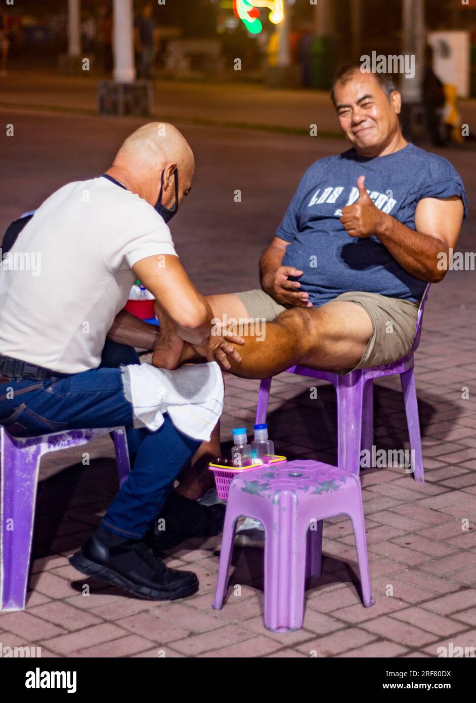 Happy older filipino man filipino hi-res stock photography and images ...