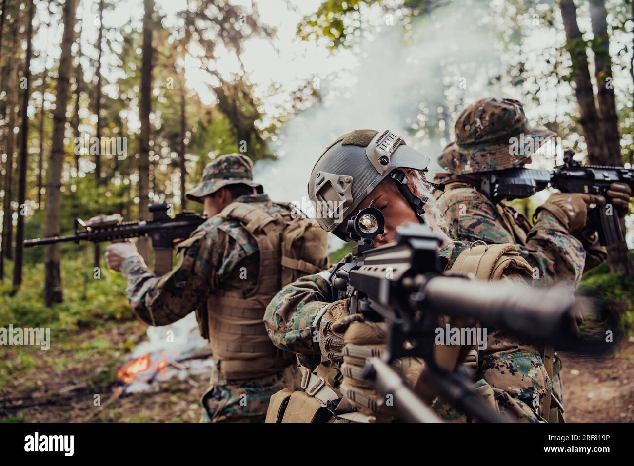 Modern Warfare Soldiers Squad Running in Tactical Battle Formation ...