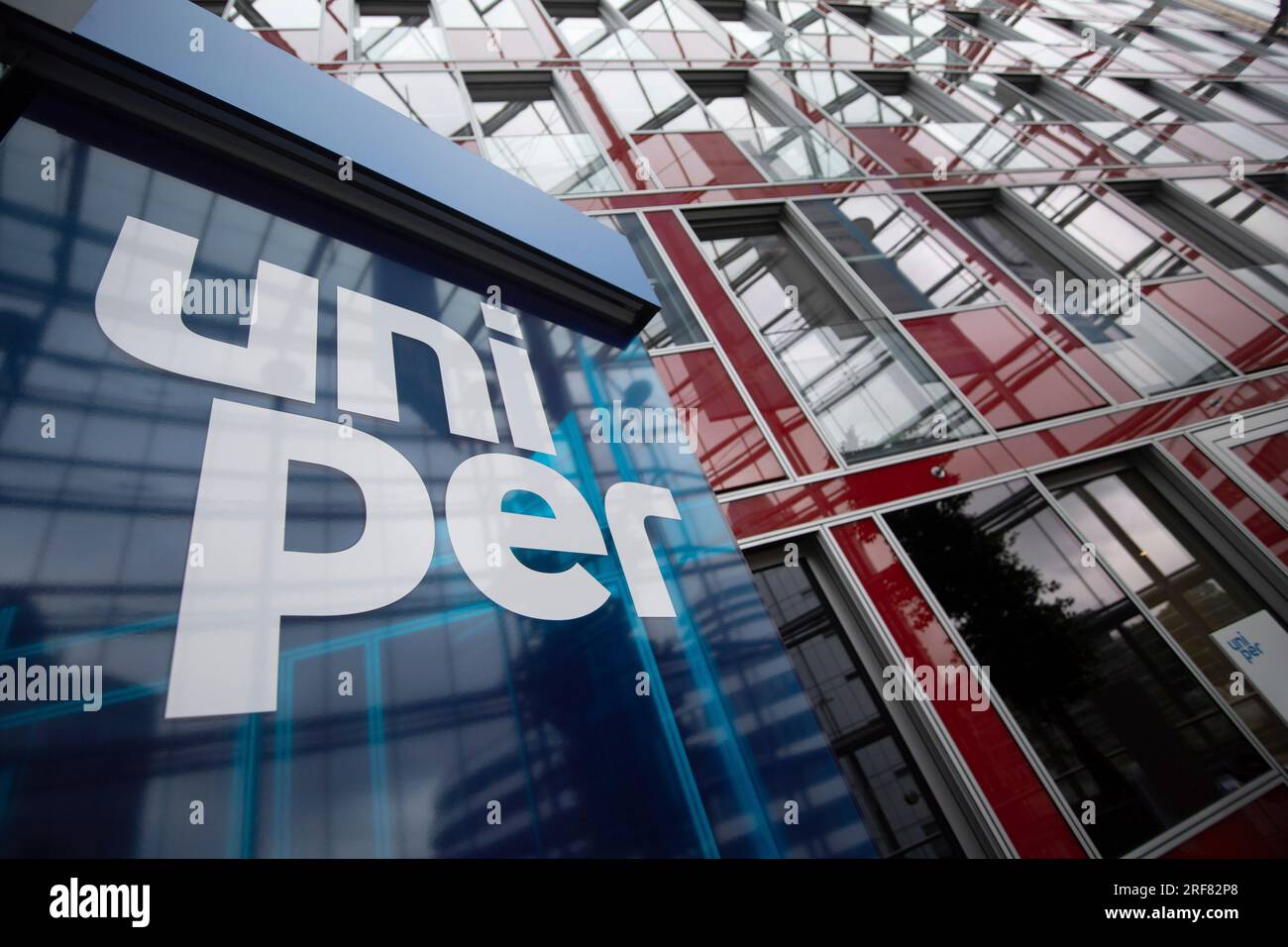 Entrance area of the Uniper corporate headquarters, feature, marginal ...