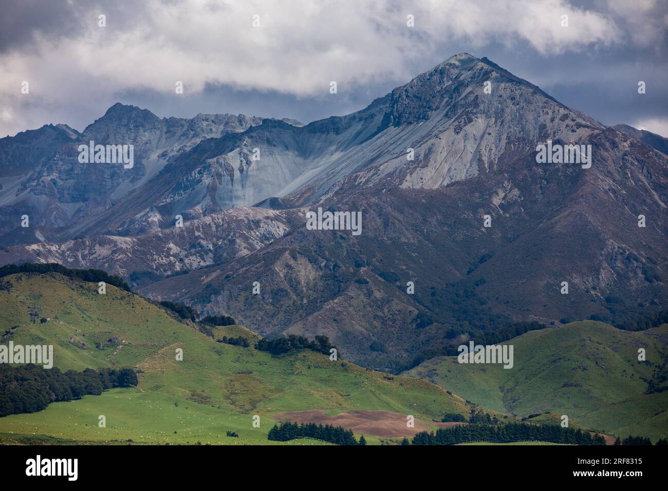 Mount Hamilton range in South Island, New Zealand. Photo: Rob Watkins ...