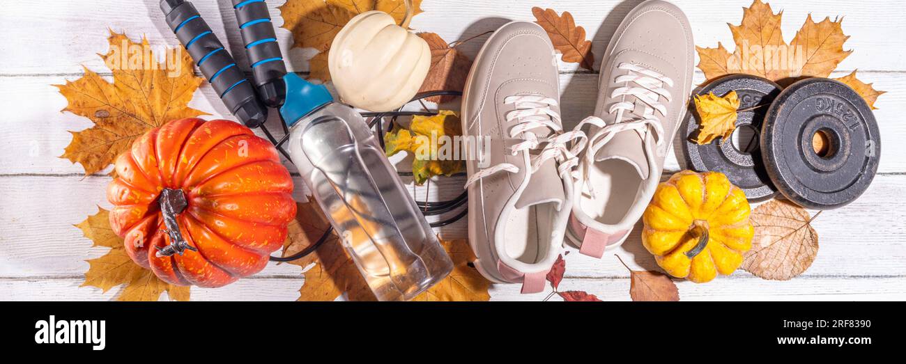 Autumn sport fitness background. Outdoors fall workouts concept ...