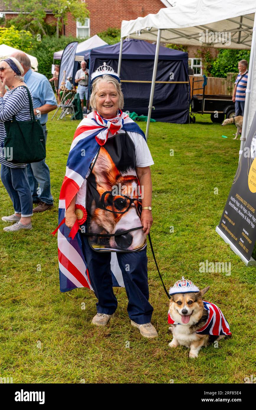 Dog looking like owner hi-res stock photography and images - Alamy