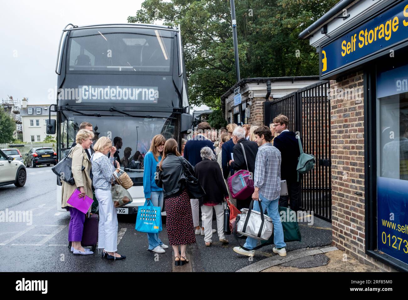 Opera Fans Board A Bus To Glyndebourne Opera House, Lewes, East Sussex ...
