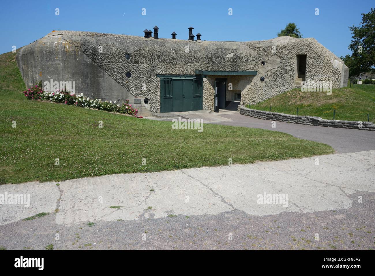 Merville battery normandy hi-res stock photography and images - Alamy