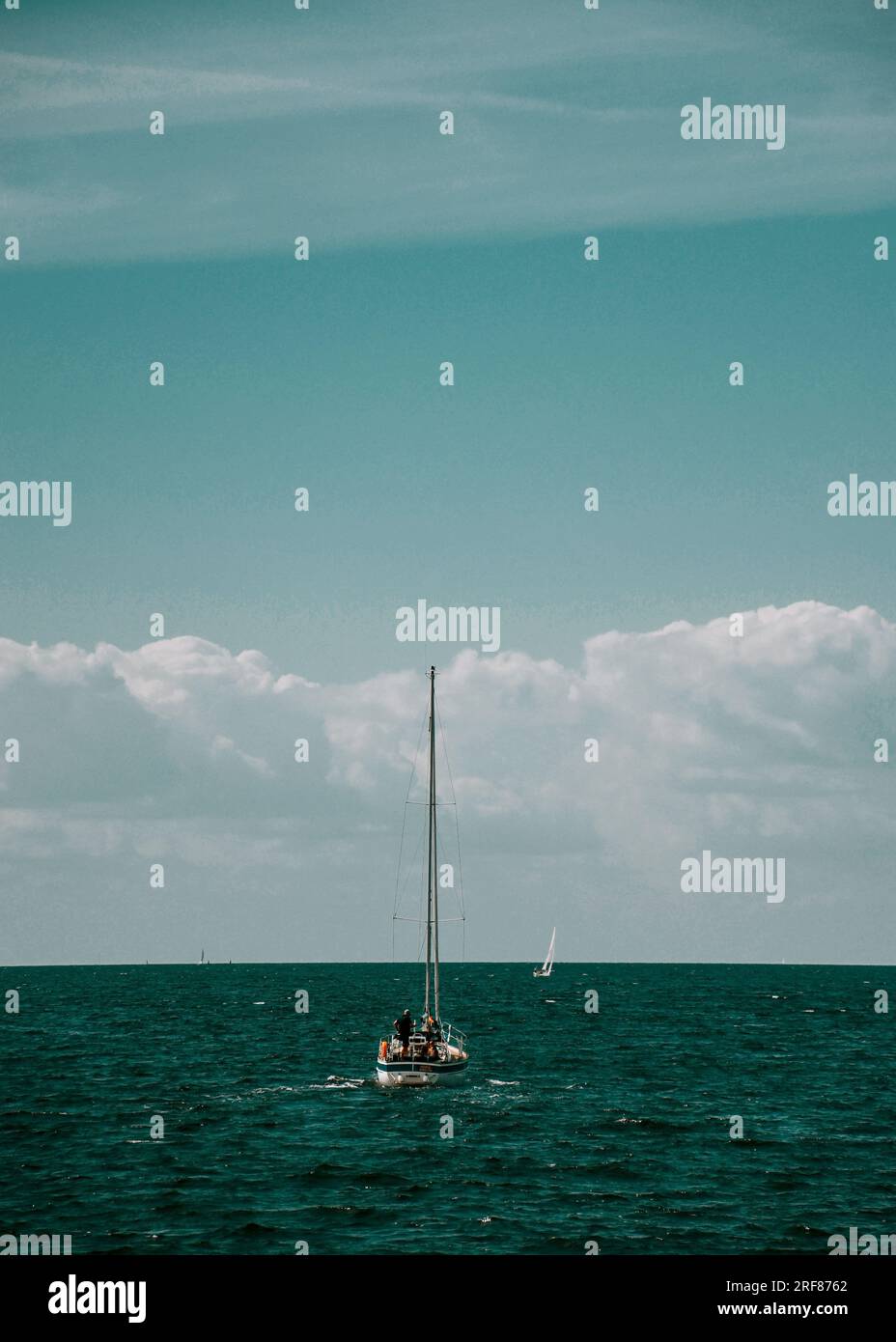 Beach sailor hi-res stock photography and images - Alamy