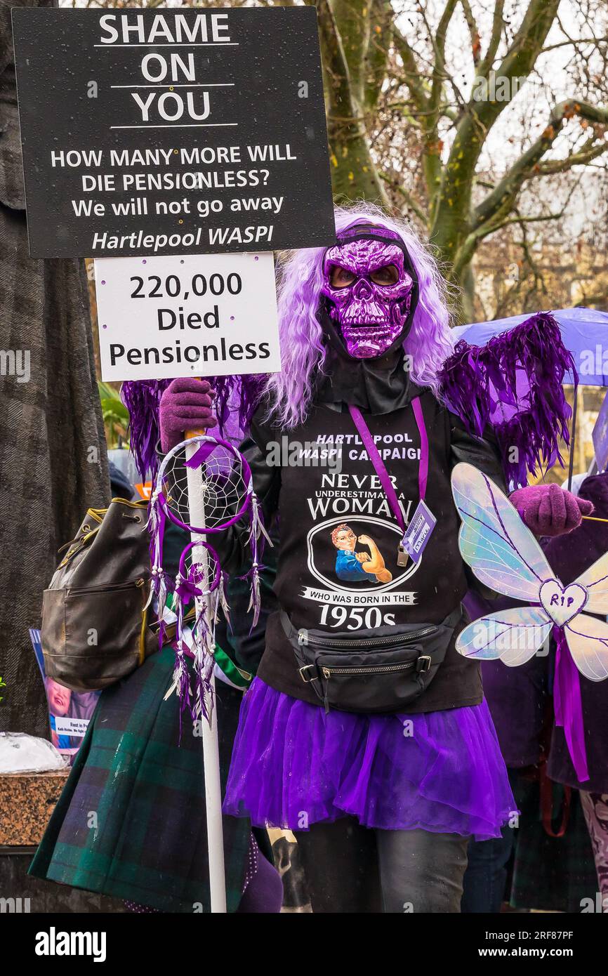 Waspi woman hi-res stock photography and images - Alamy