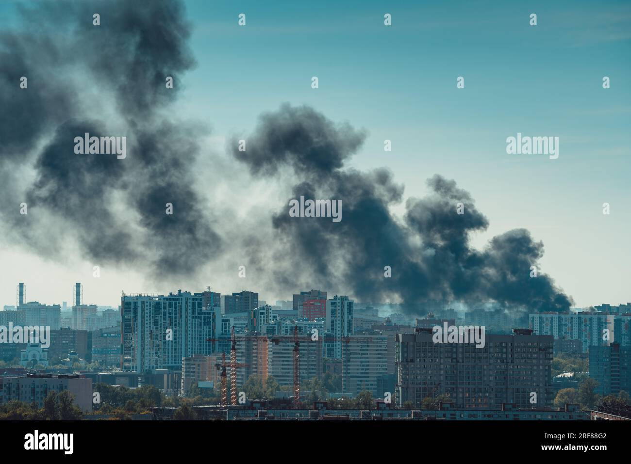 Smoke over the city , great fire in Moscow, Russia Stock Photo - Alamy