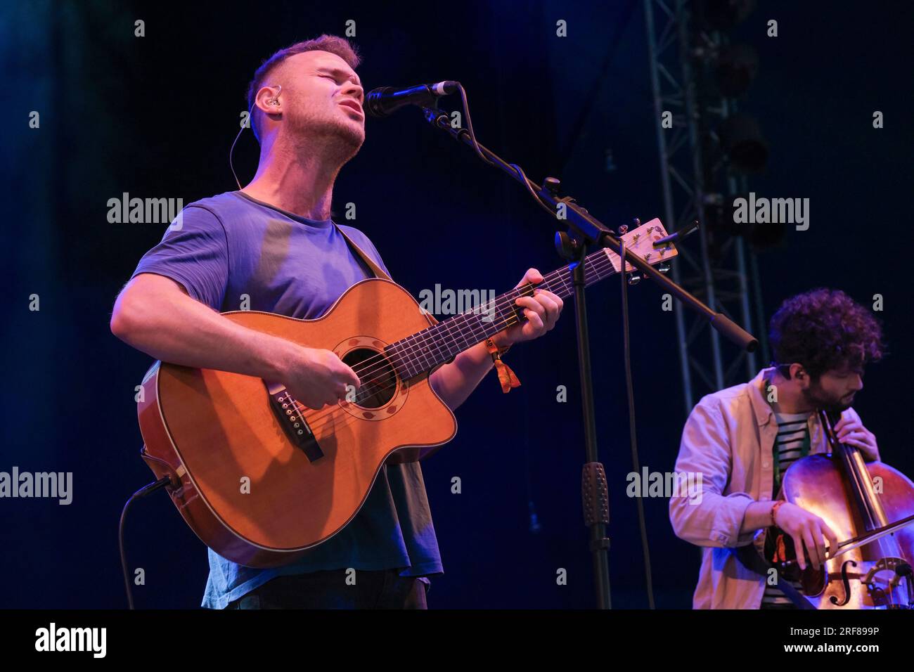 Folk singer, Sam Kelly performing at Womad, Charlton Park, UK. July 27 ...