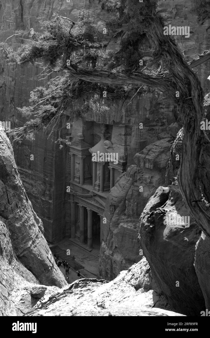 View of the Al-Khazneh (The Treasury), Petra city, UNESCO World ...