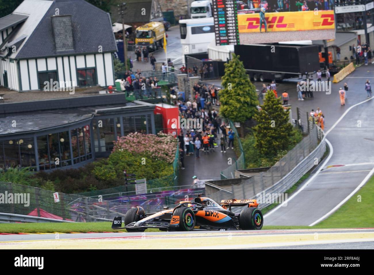 Oscar Piastri of Australia driving the (81) McLaren F1 Team MCL60 ...