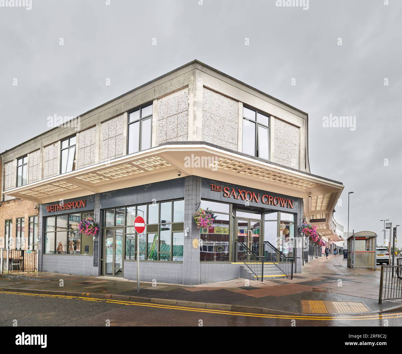 The Saxon Crown pub of Wetherspoon's at the town centre of Corby ...