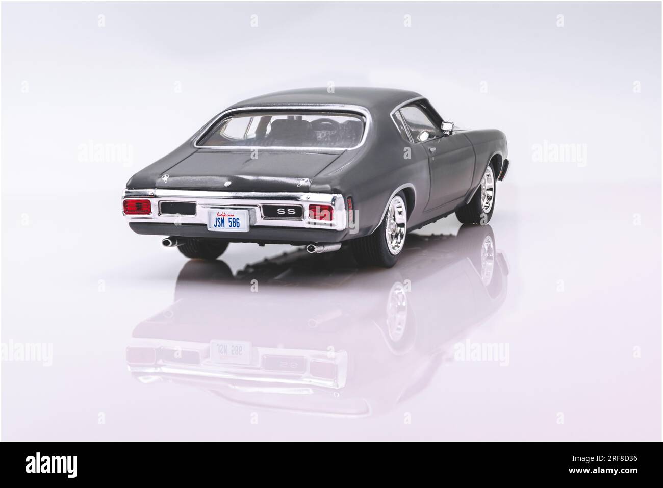 Fast&Furious Chevrolet Chevelle SS 1:43 model car, rear view, white ...