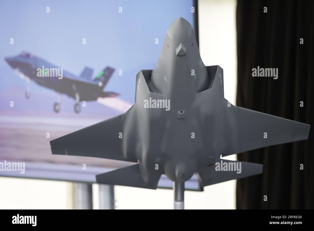 Weeze, Germany. 01st Aug, 2023. A model of the F35 fighter jet is on ...