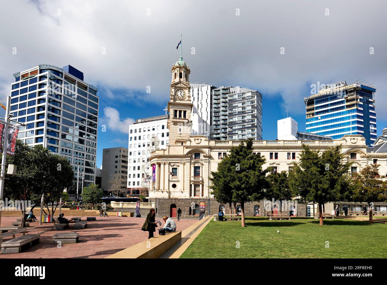 Auckland town hall hi-res stock photography and images - Alamy