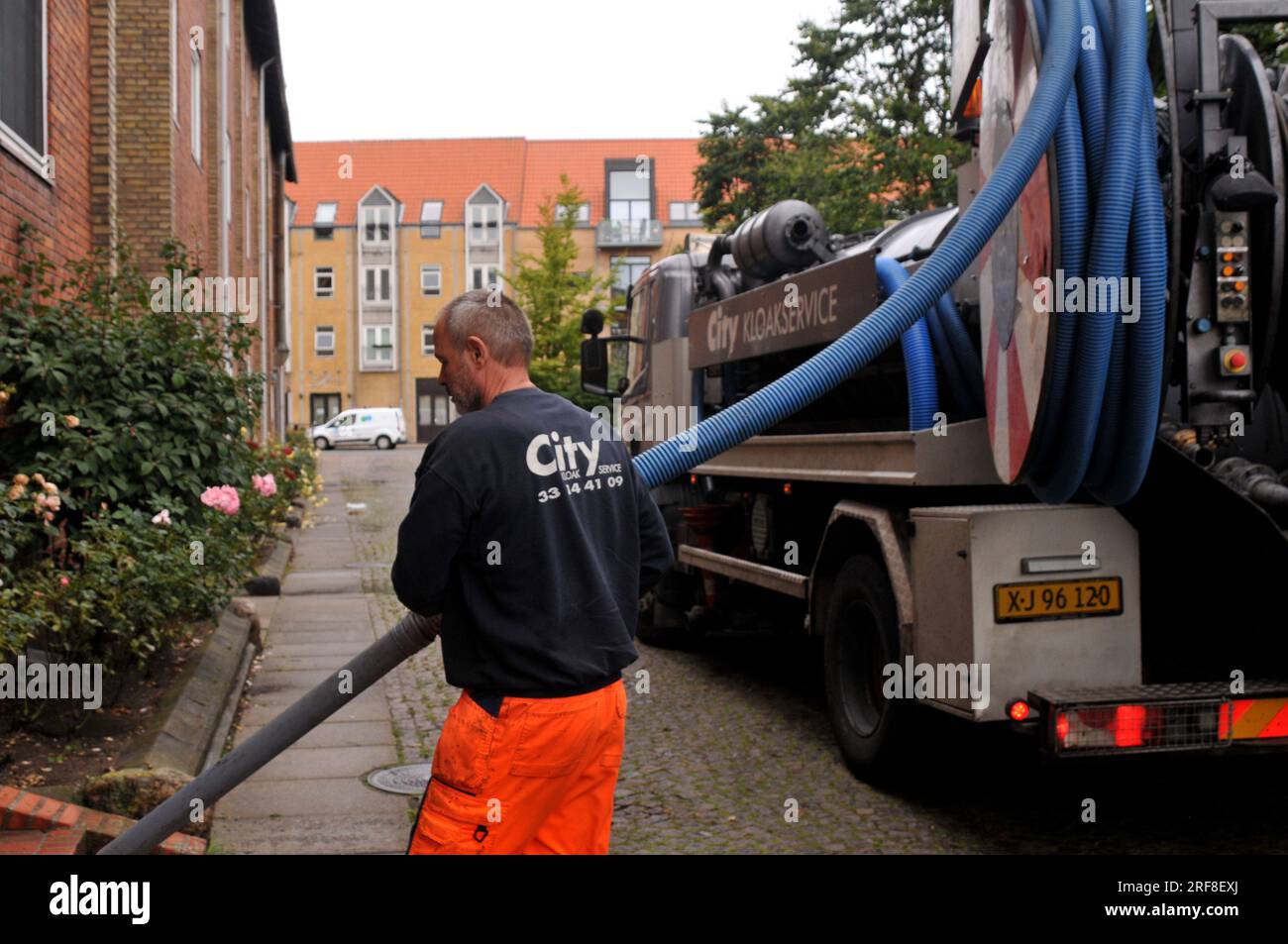 Swwar hi-res stock photography and images - Alamy