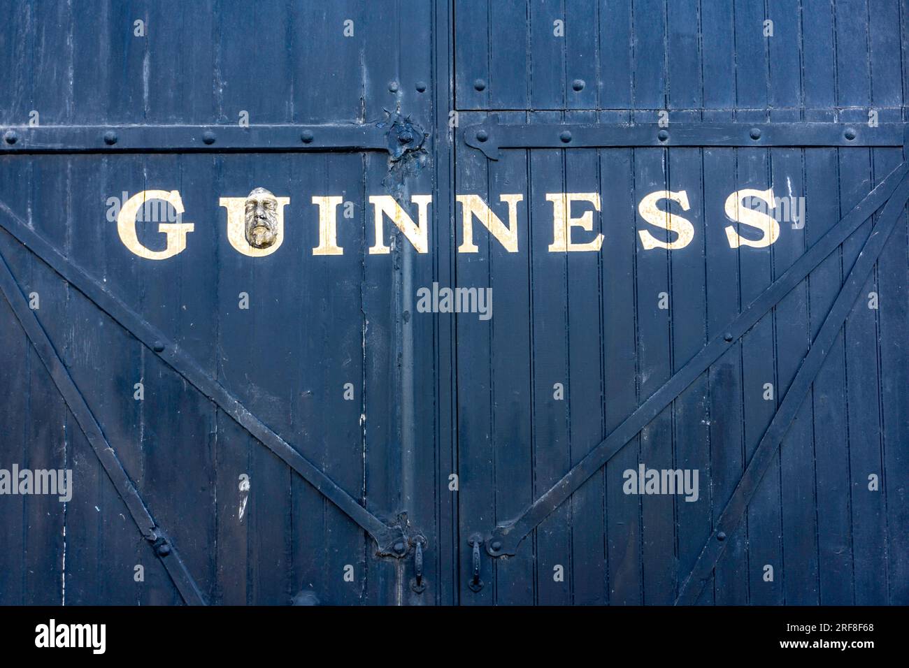 Guinness representation hi-res stock photography and images - Alamy