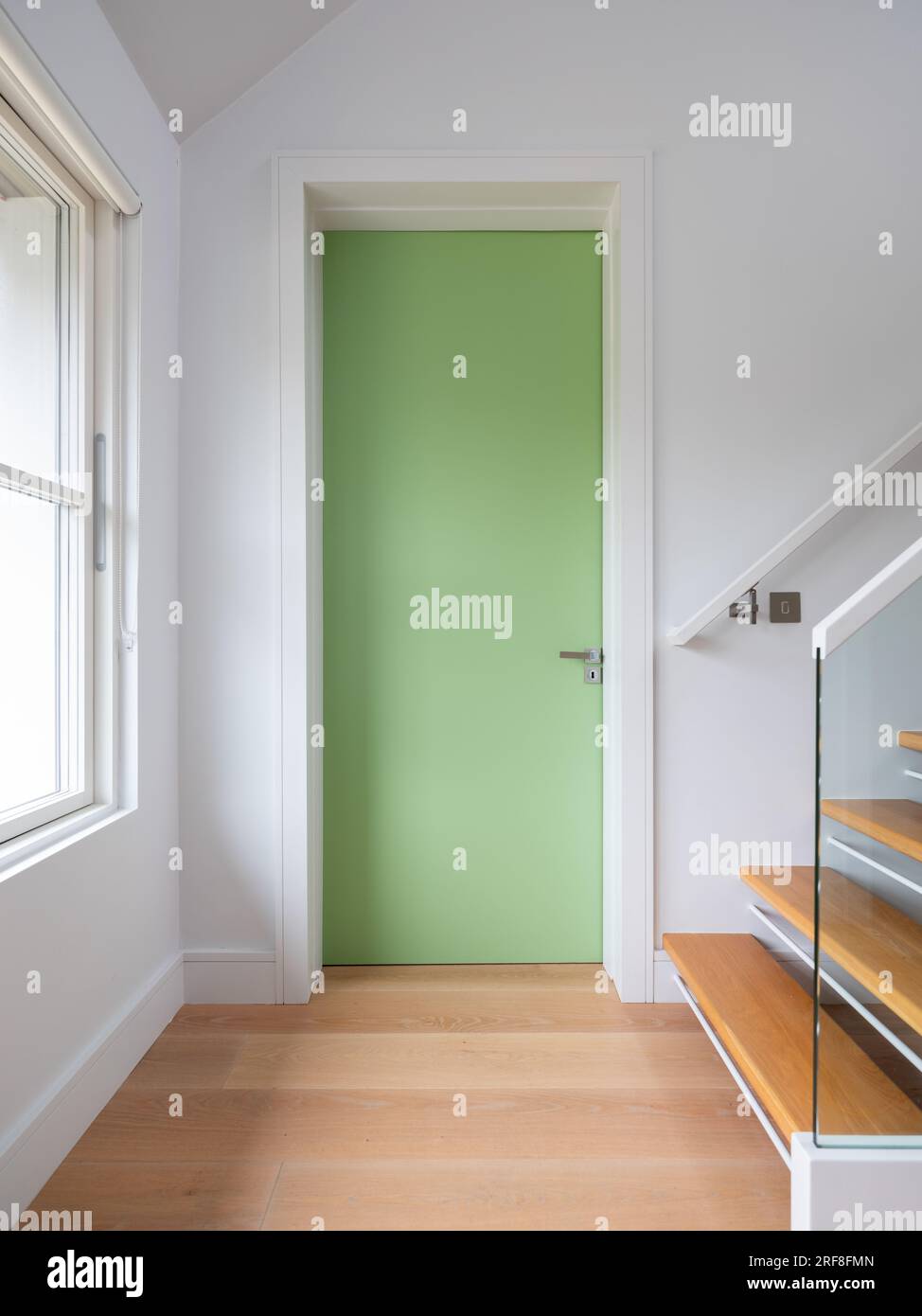 Interior green spaces hi-res stock photography and images - Alamy