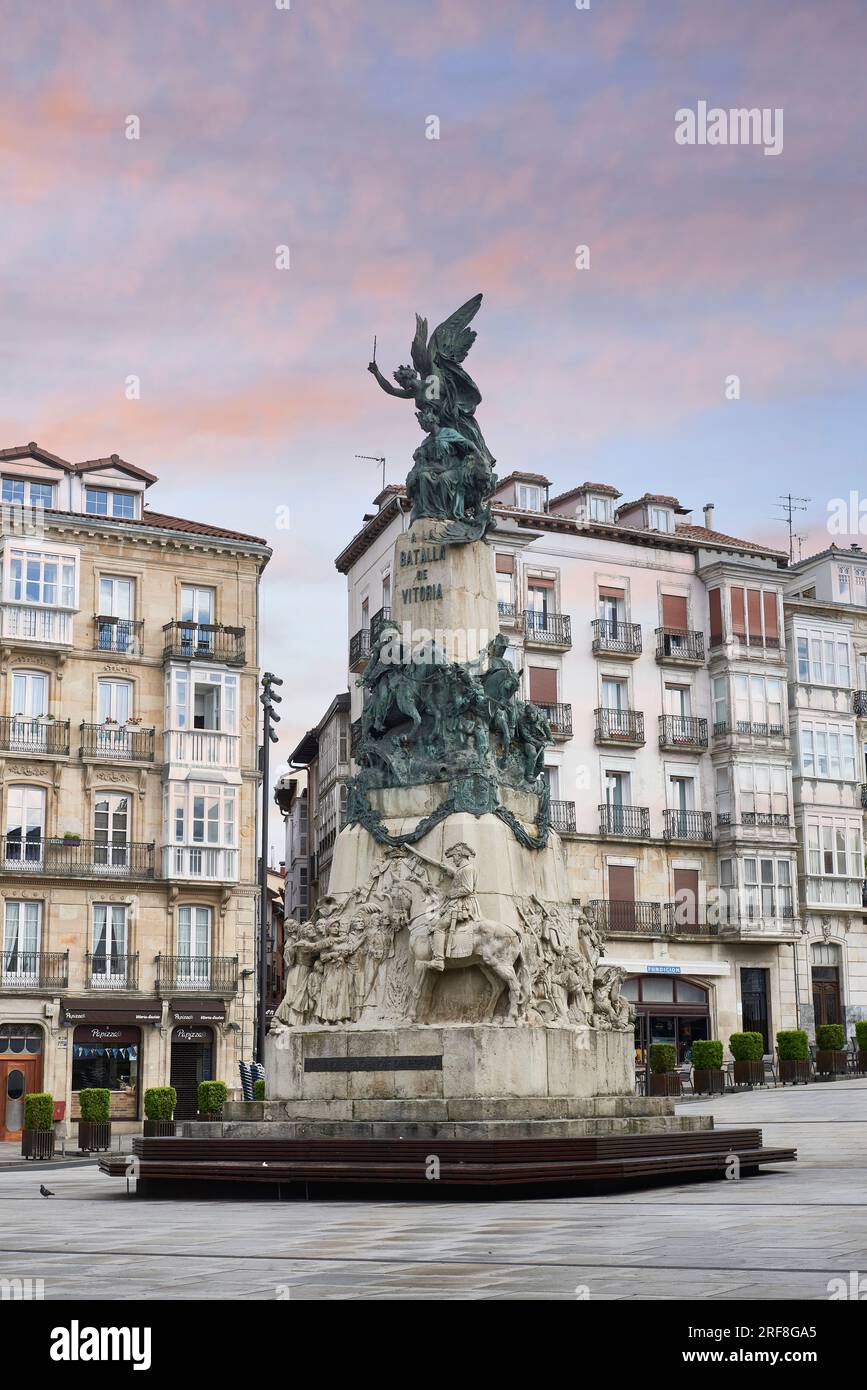 Monument to the Battle of Vitoria, Plaza de la Virgen Blanca, Vitoria ...