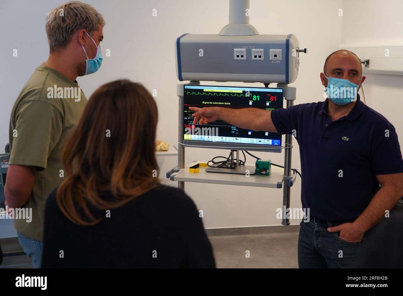 Nurses and emergency nurses undergo training at School of Medicine on ...