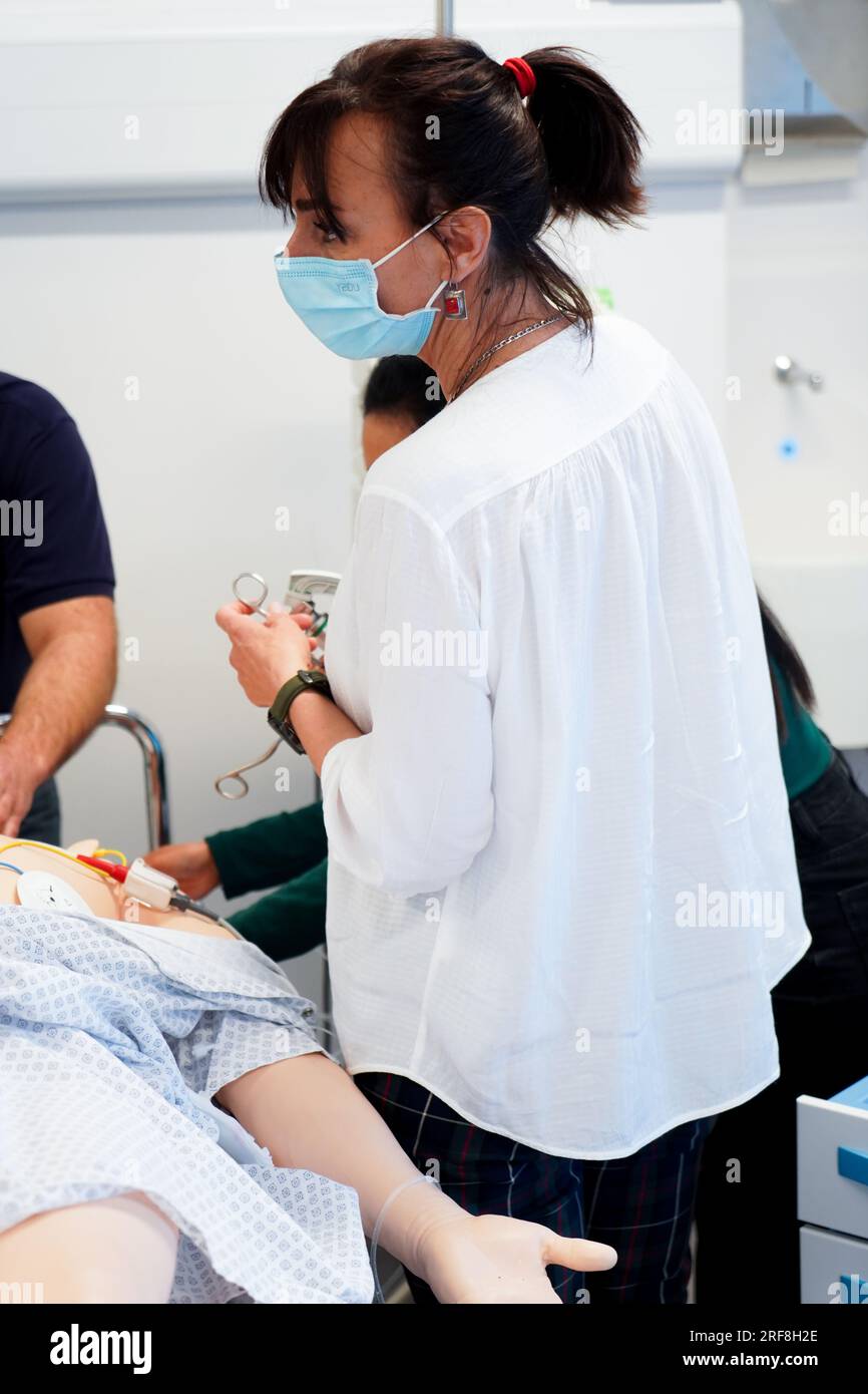 Nurses and emergency nurses undergo training at School of Medicine on ...