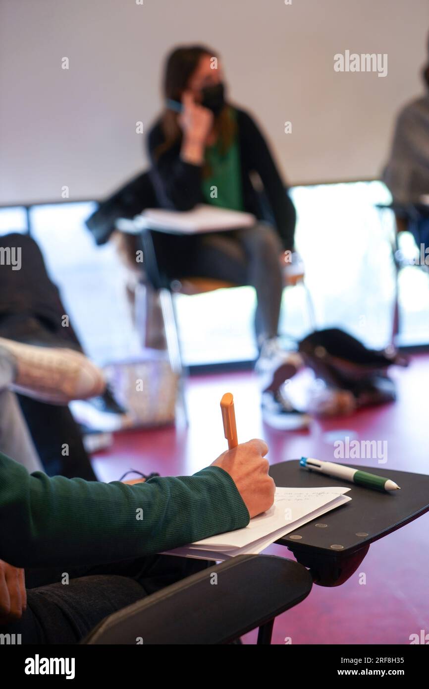 Nurses and emergency nurses undergo training at School of Medicine on ...