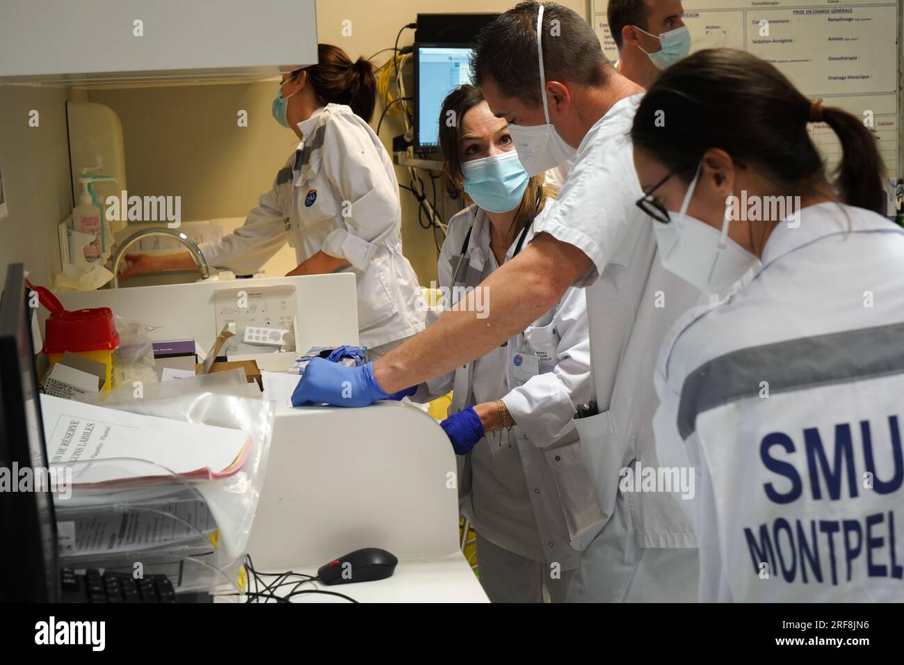 A hospital-based emergency service operates 24 hours a day, 7 days a ...