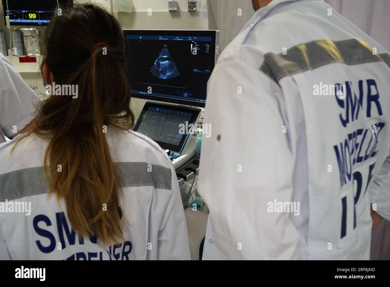 A hospital-based emergency service operates 24 hours a day, 7 days a ...