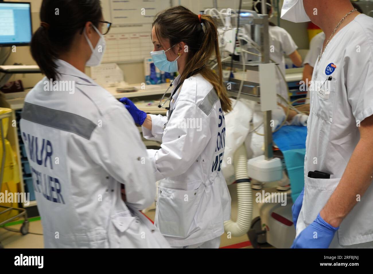 A hospital-based emergency service operates 24 hours a day, 7 days a ...