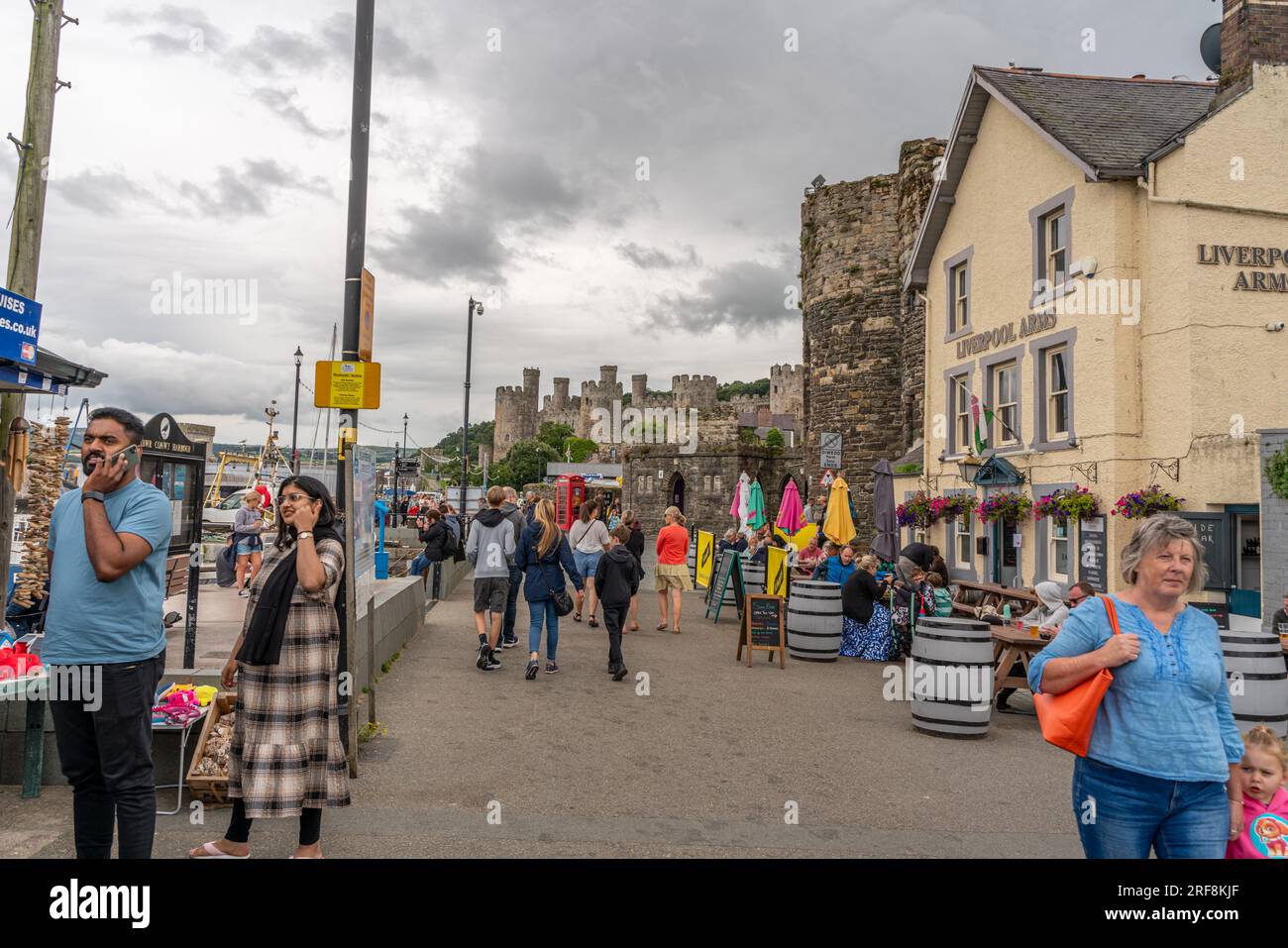 Conwy castle photos hi-res stock photography and images - Alamy