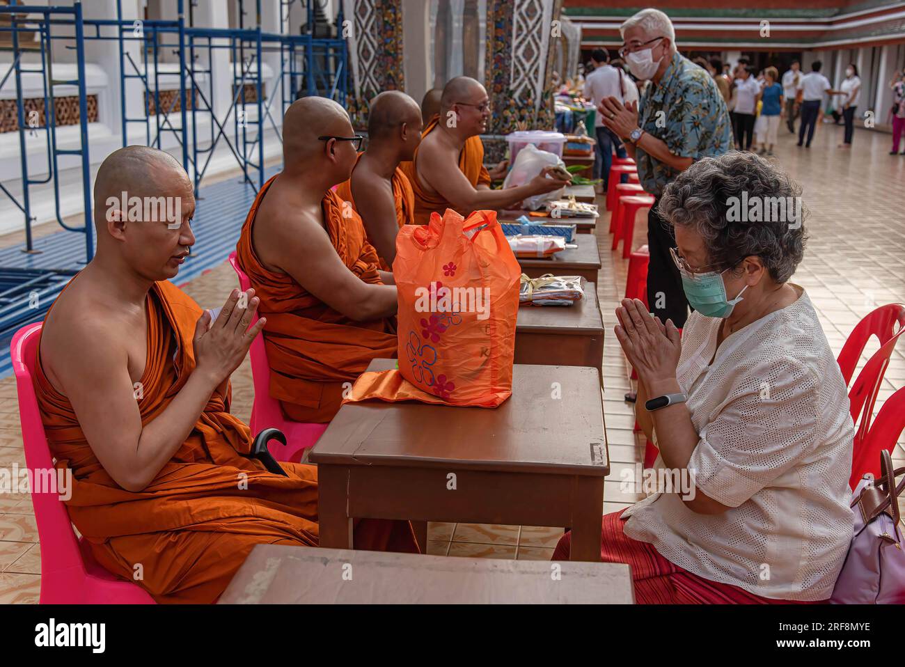 Bangkok, Thailand. 01st Aug, 2023. Thai Buddhist devotee pays respect ...
