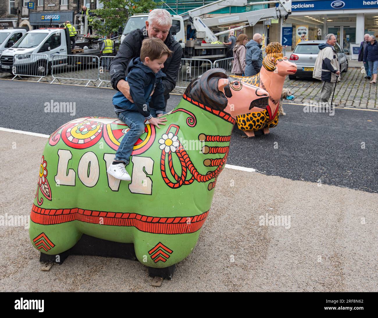Celebration of 'Yorkshire Day' in Skipton town centre on 1st August ...