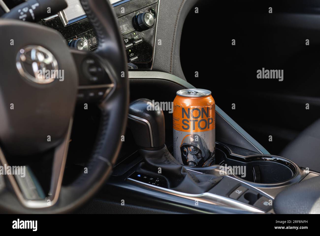 L brands corporate hi-res stock photography and images - Alamy