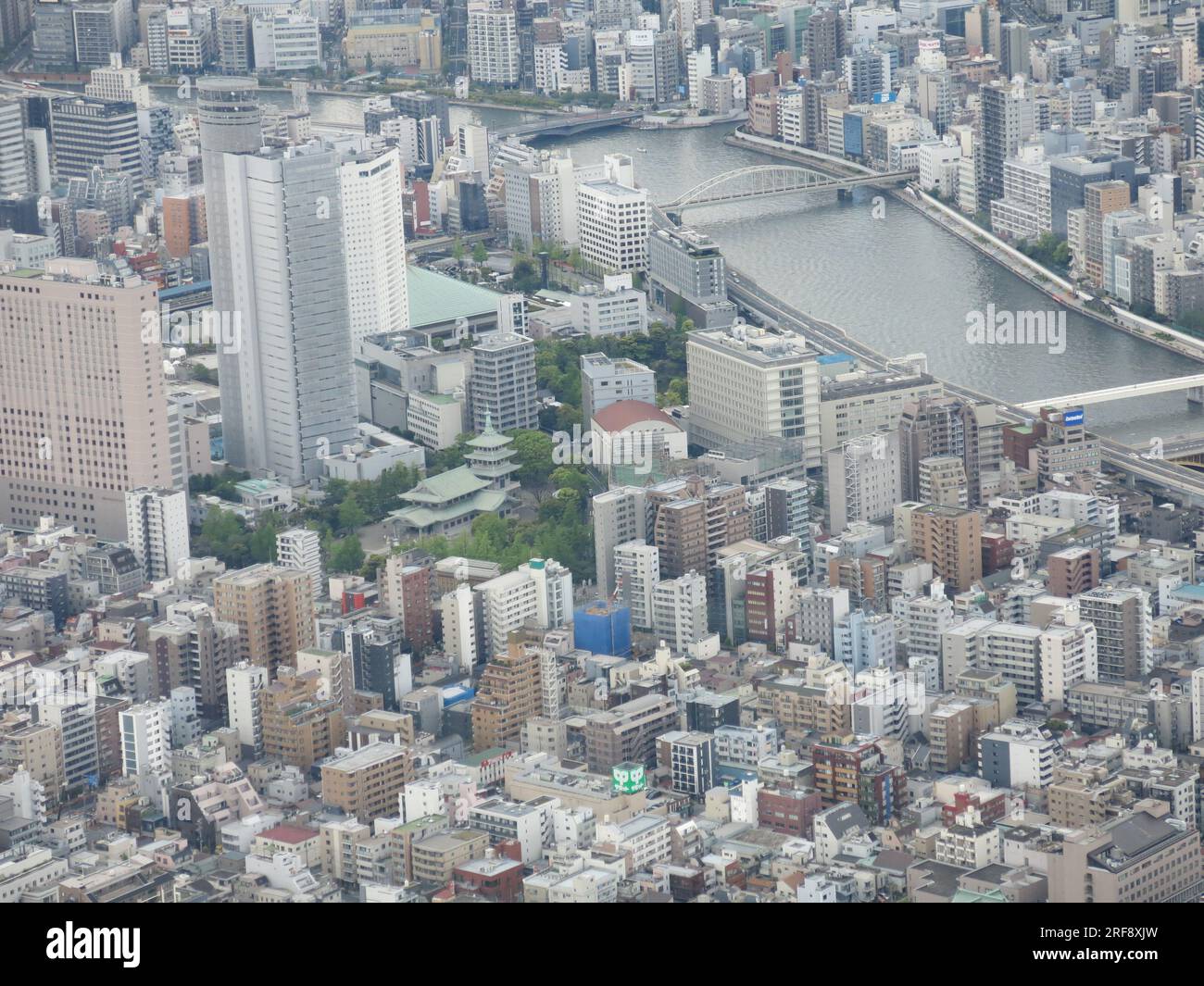 With a population of almost 36 million, the Tokyo Metropolis is the ...
