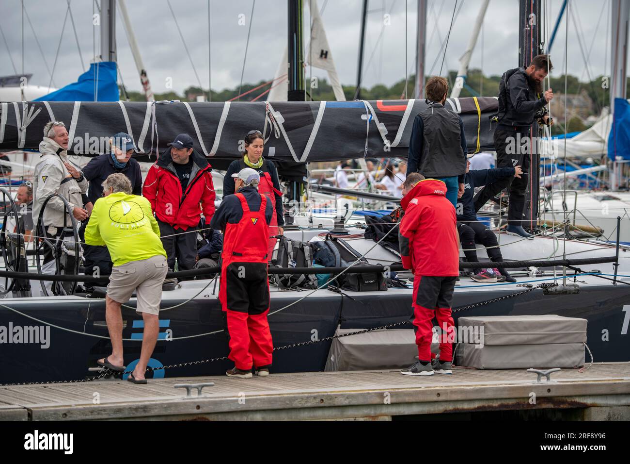 Skipper's briefing hi-res stock photography and images - Alamy