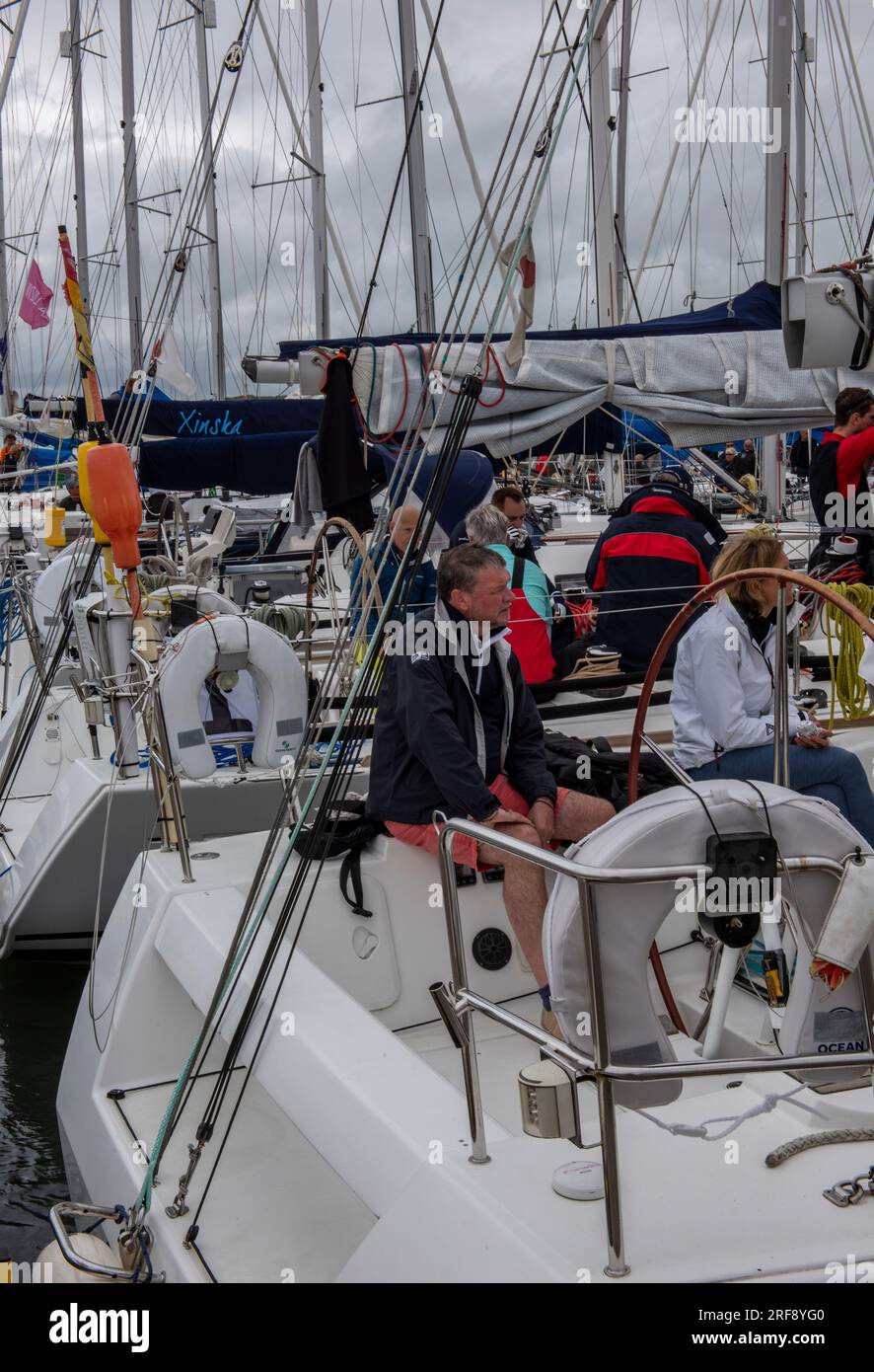 Skipper's briefing hi-res stock photography and images - Alamy