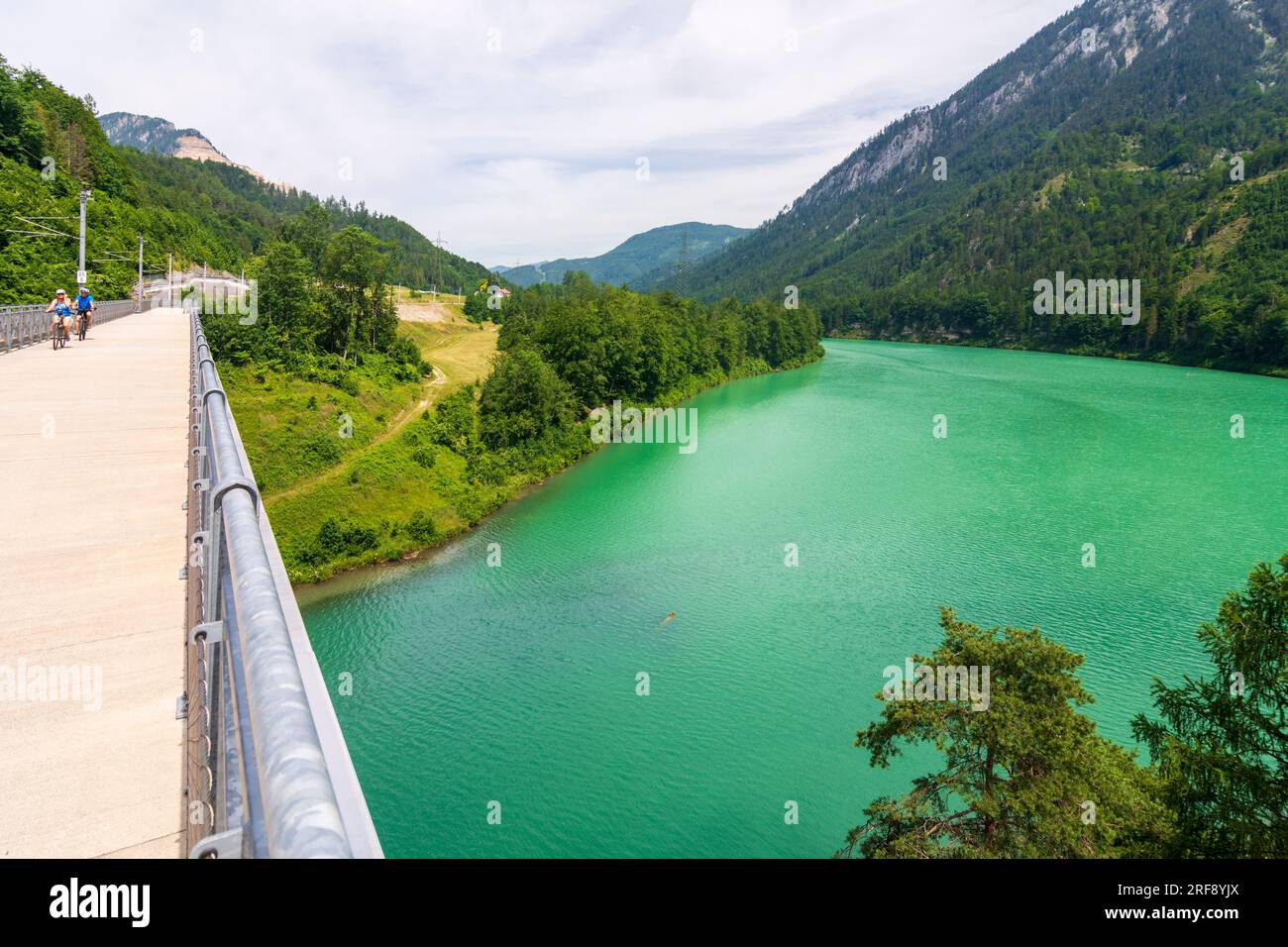 St. Pankraz: reservoir Klaus of river Steyr, old and new bridge ...