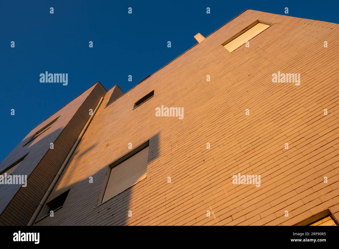 Wallpaper with a facades hi-res stock photography and images - Alamy