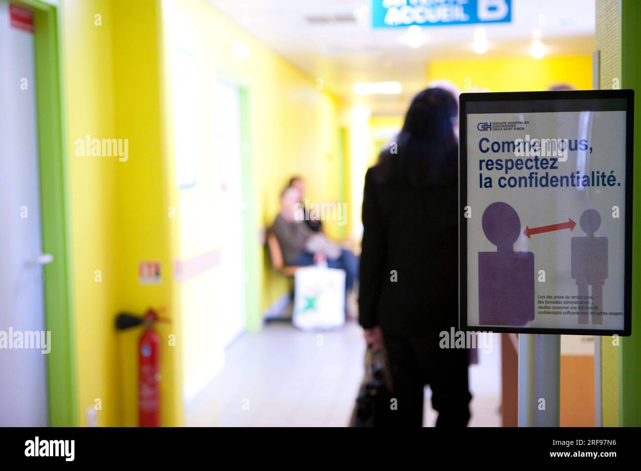Reception at the radiology center of the medical imaging department of ...