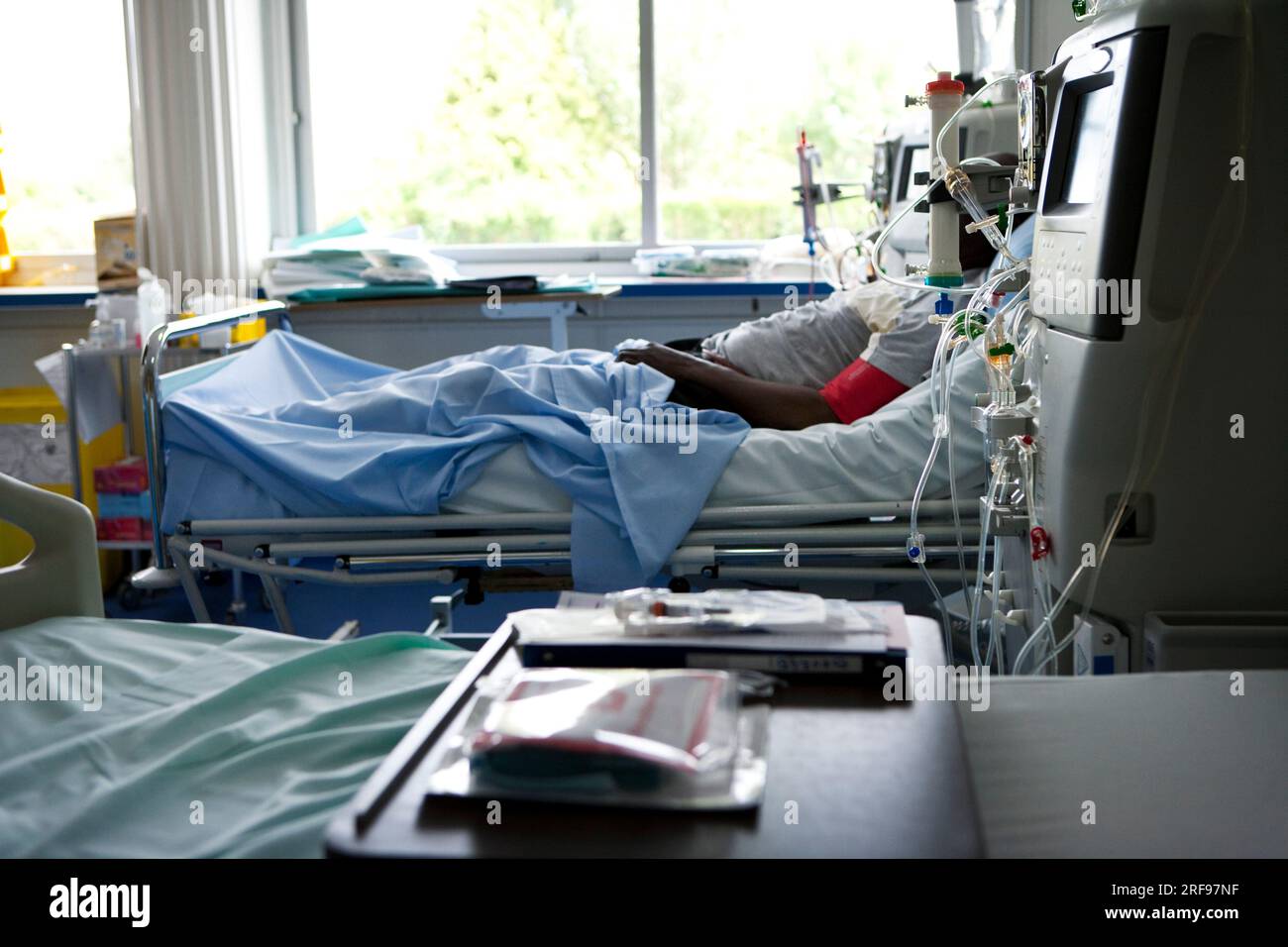 Hemodialysis room in the nephrology department of a day hospital Stock ...