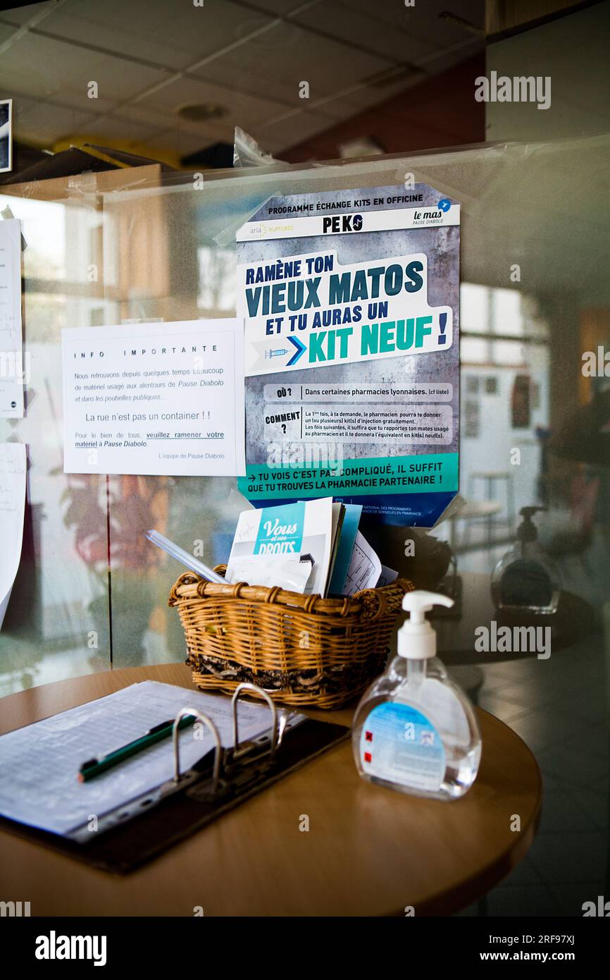 Drug abuse prevention poster hi-res stock photography and images - Alamy