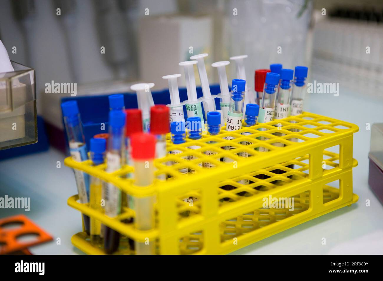 Sample tubes hi-res stock photography and images - Alamy