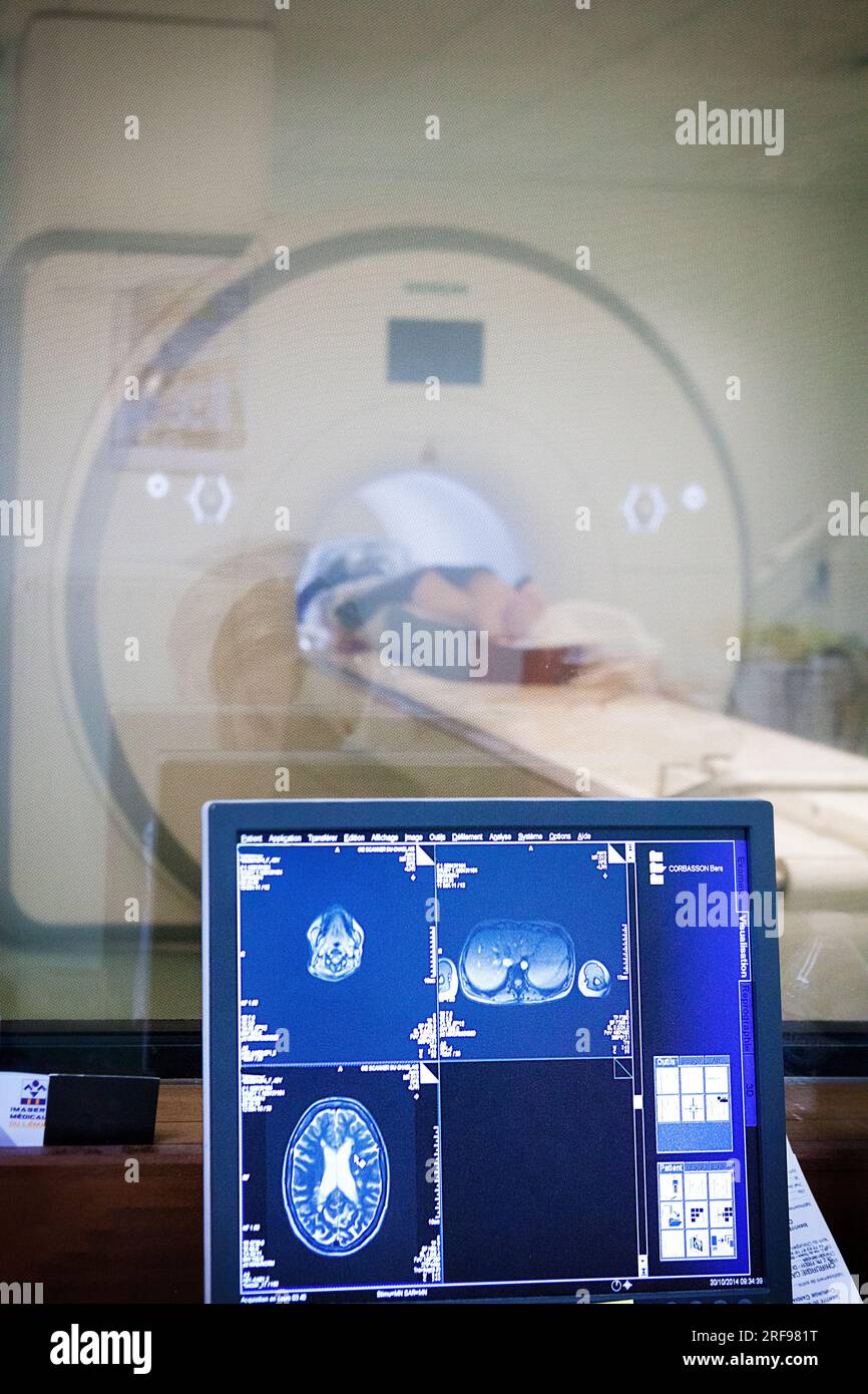 Radiology department hi-res stock photography and images - Alamy