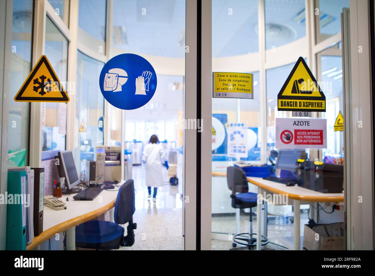 Tissue preservation hi-res stock photography and images - Alamy