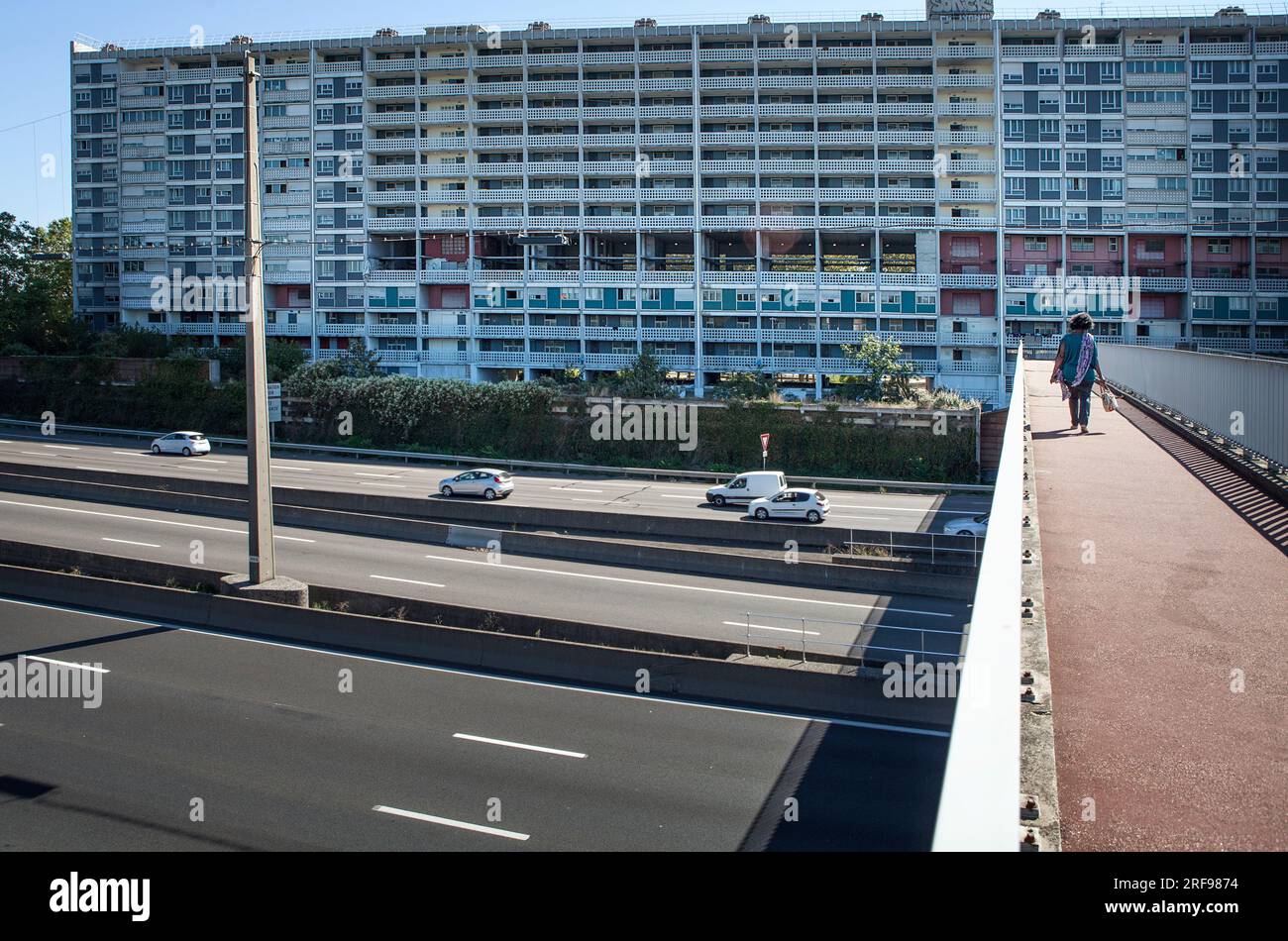 Residential building on the edge of a city ring road or highway Stock ...