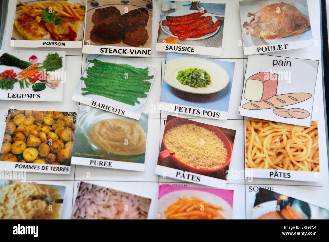 In this reception center, young people with autism use the Makaton to ...